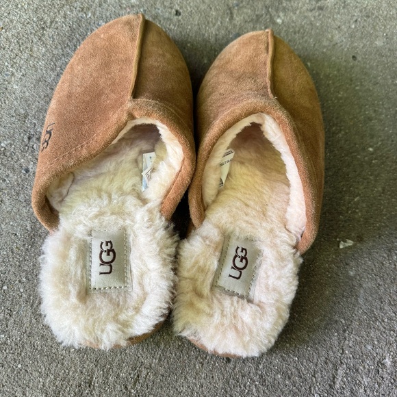 UGG | Shoes | Chestnut Scuff Ugg Slippers | Poshmark